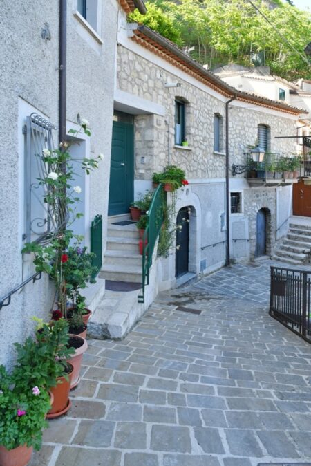 Muro Lucano – middeleeuws plaatsje aan de rand van ravijn