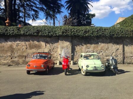 Met een Vespa of Fiat 500 dwars door Rome - Scooteroma